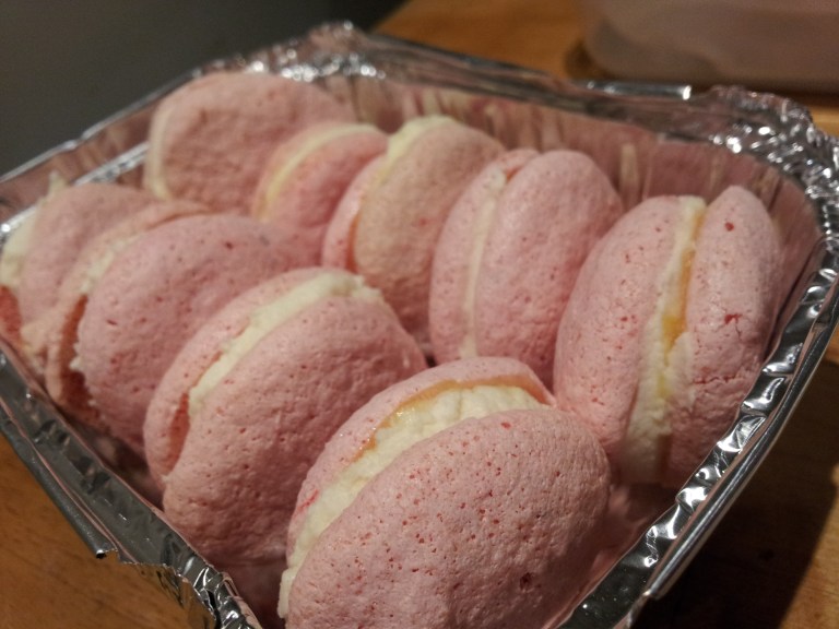 29. Messy Macaroons – France | Around the World in 80 Bakes