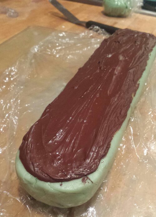 55. Giant Punschrulle – Swedish Green Marizpan Rolls | Around the World ...